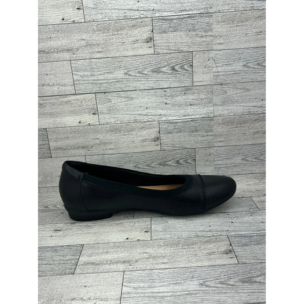 Clarks | Shoes | Clarks Collection Ultimate Comfort Black Leather Flats ...